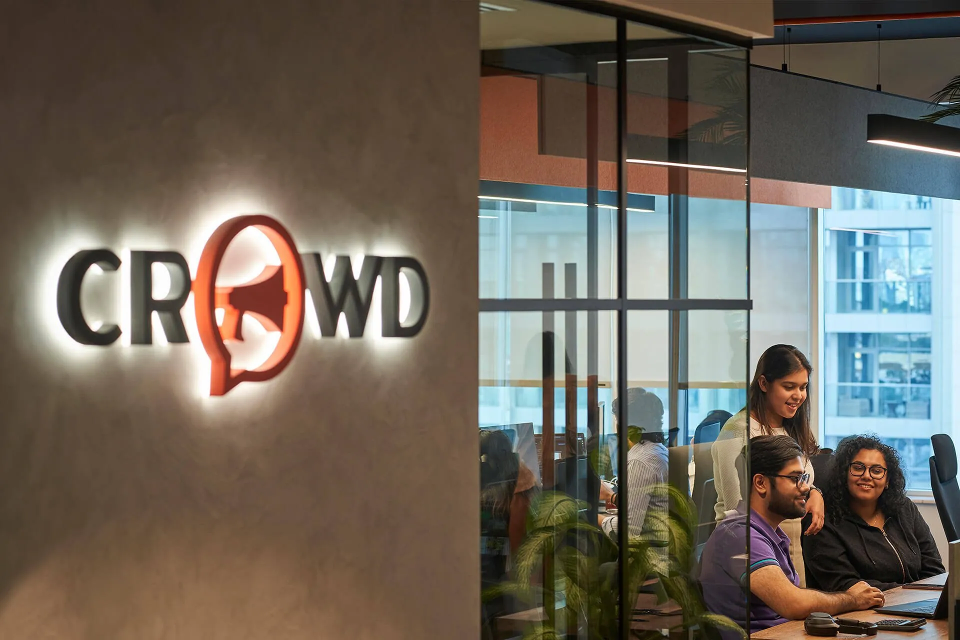 Meet the New Faces of Crowd UAE’s Social Team – Thisiscrowd